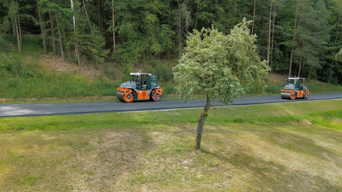 Digitale Lösungen von Hamm unterstützen auch weniger erfahrene Bediener ...
